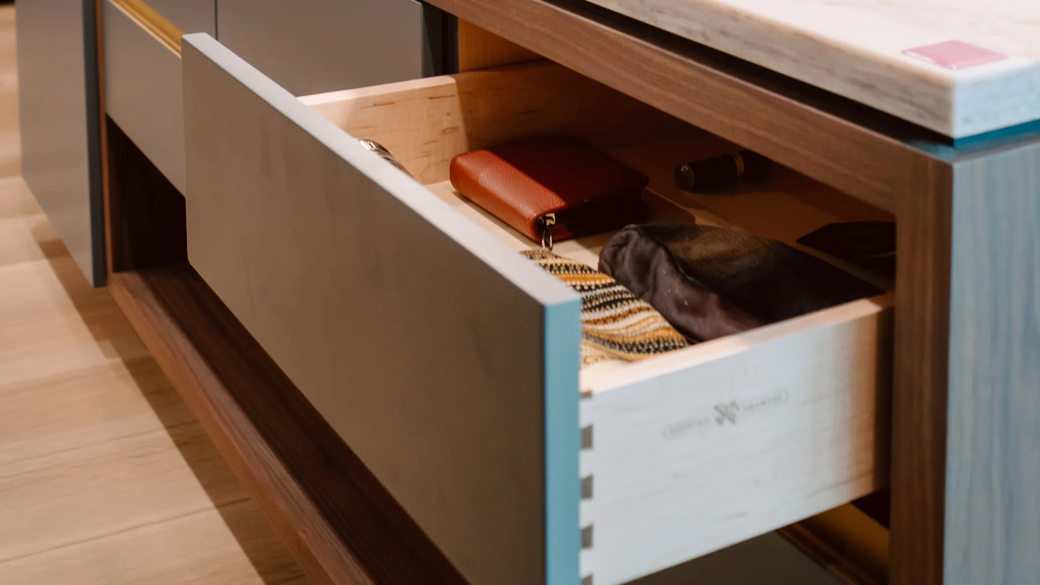 Dovetail Drawers | Custom Kitchen Drawers & Inserts