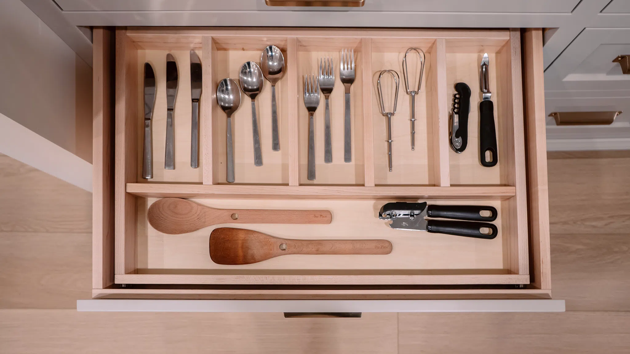 Dovetail Drawers | Custom Kitchen Drawers & Inserts